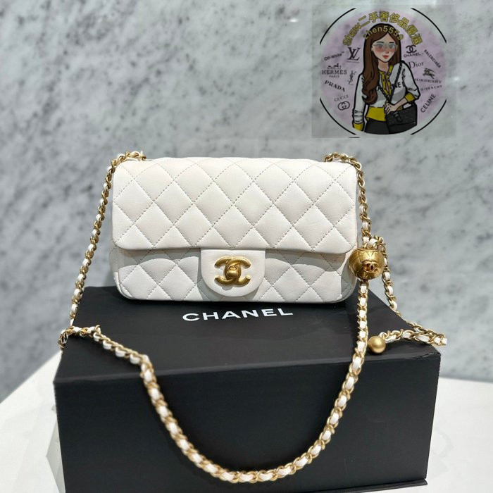 Shaw二手 CHANEL 白色 小羊皮 Mini coco 20 金球 口蓋包 AS1787 現貨 | 蝦皮購物