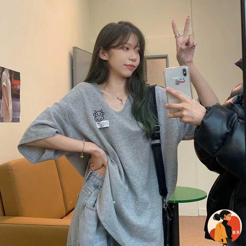 麗莎大尺碼 大尺碼女裝大尺碼t恤短袖t恤不規則短袖T恤女胖mm2-300斤夏季設計感小眾寬松韓版V領上衣ins潮 | 蝦皮購物