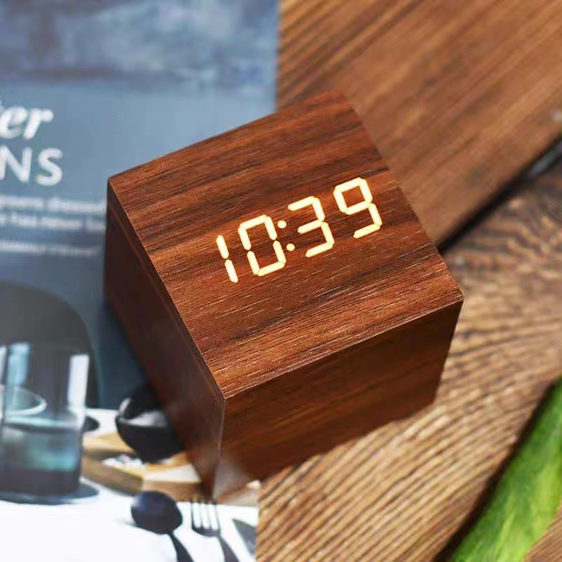 Wooden Digital Alarm Clock with Temperature Cube, Art Orname | 蝦皮購物