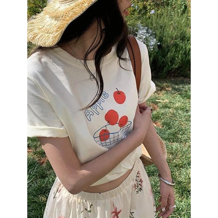 Codibook｜韓國 Dearlow 蘋果圖案捲袖圓領短袖T恤[預購]短袖上衣 T恤 女裝 | 蝦皮購物