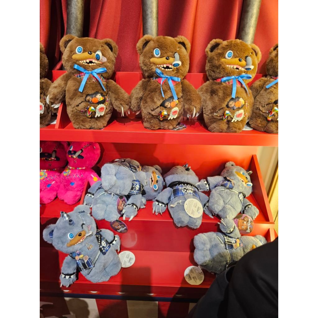 2025 hami kuma 環球影城萬聖節 恐怖熊 娃娃 | 蝦皮購物