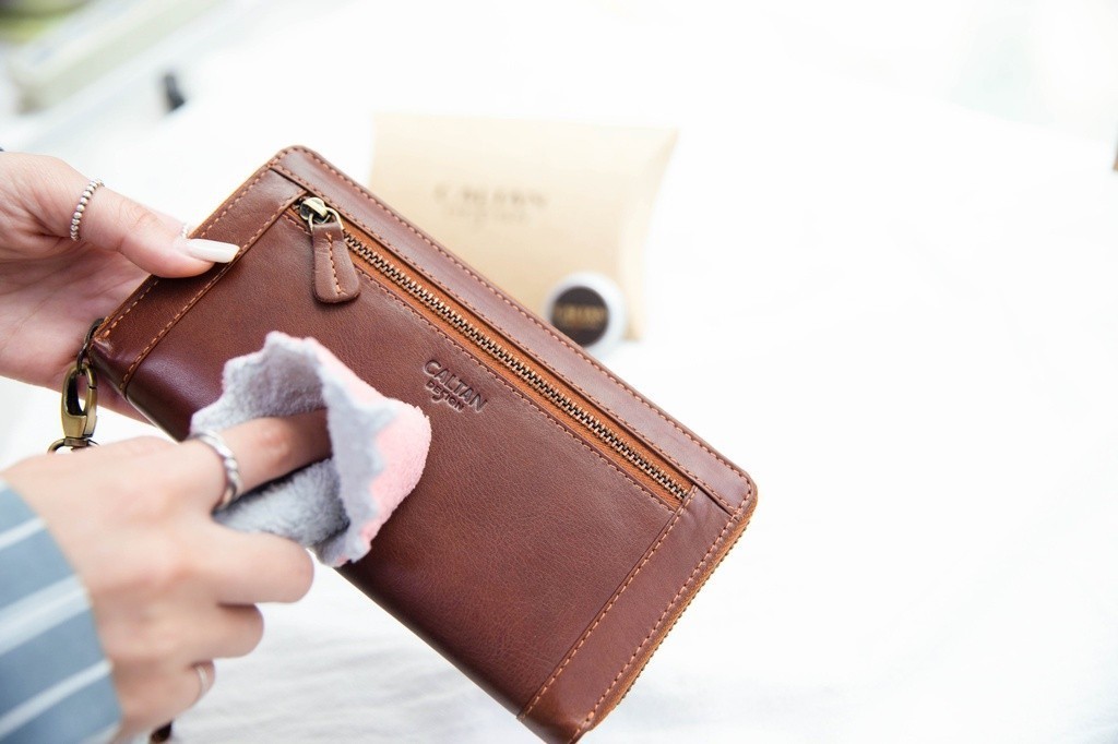 【CALTAN台灣現貨】10g皮革保養油*2+布 | 蝦皮購物