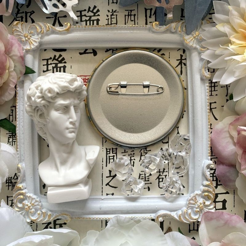 墨墨の生活館 藍色監獄BLUE LOCK動漫週邊潔世一蜂樂迴二次元學生雙閃徽章吧唧 YRAR | 蝦皮購物