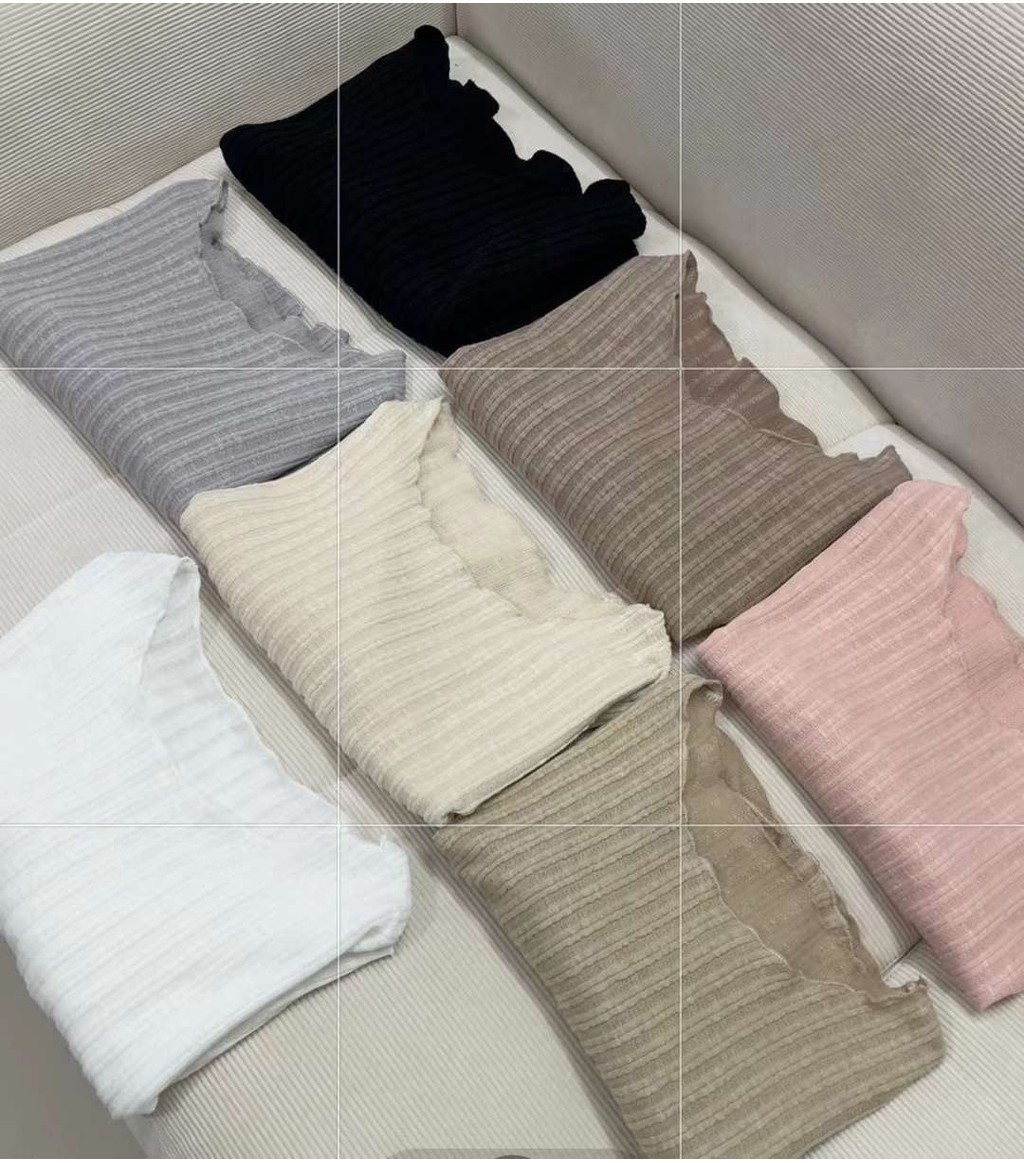 【SiBA Girl】MOMO-9827 現貨 木耳領坑條短版上衣 捲邊上衣 坑條上衣 木耳邊 短版 短袖 女裝 0B | 蝦皮購物