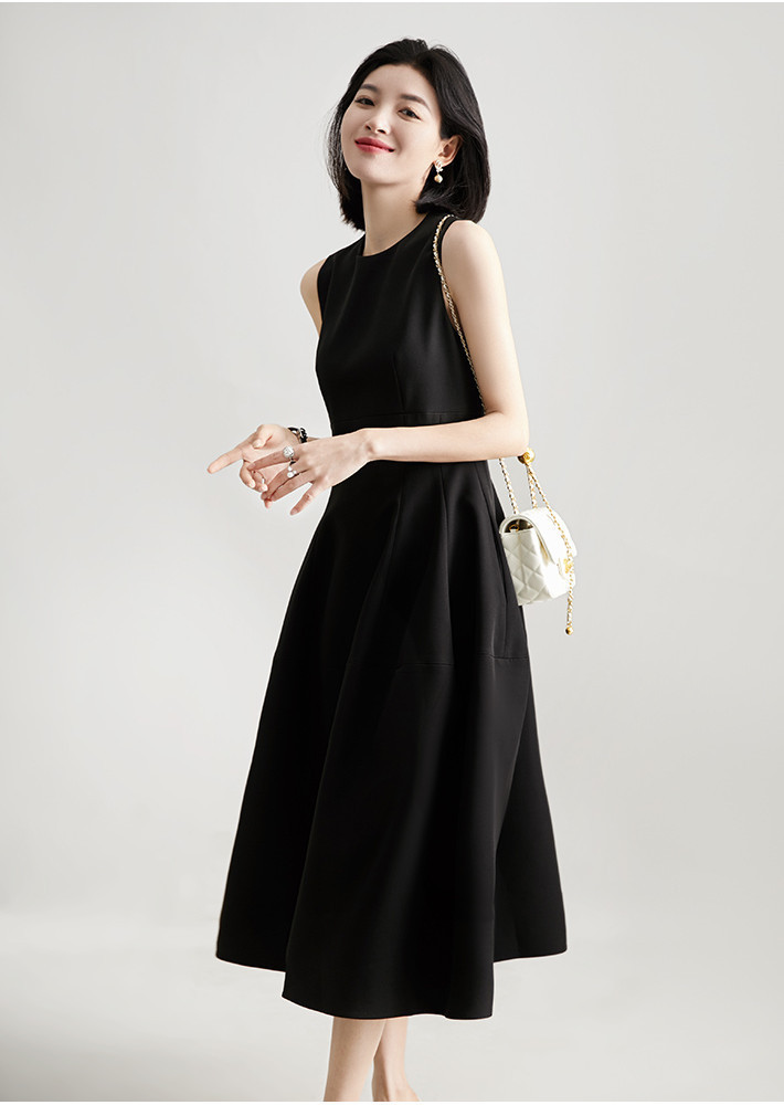 Miguo_笑涵「輕禮服」 訂製立裁圓領無袖修身白色月光長裙 2色 S-2XL 通勤OL洋裝 口袋款_2751 | 蝦皮購物