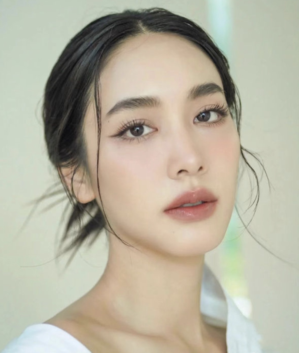 【台灣現貨】偽素顏假睫毛 超自然 極細透明梗 柔軟眼睫毛 卷翹 自然仿真 假睫毛 整條自粘 自然纖長 日常裸妝 新娘妝 | 蝦皮購物