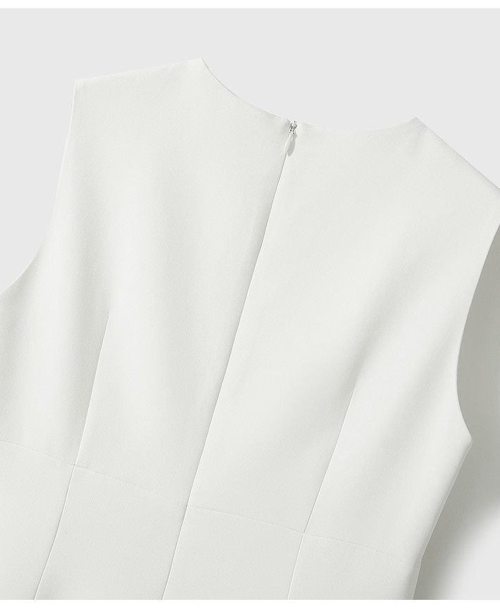 Miguo_笑涵「輕禮服」 訂製立裁圓領無袖修身白色月光長裙 2色 S-2XL 通勤OL洋裝 口袋款_2751 | 蝦皮購物