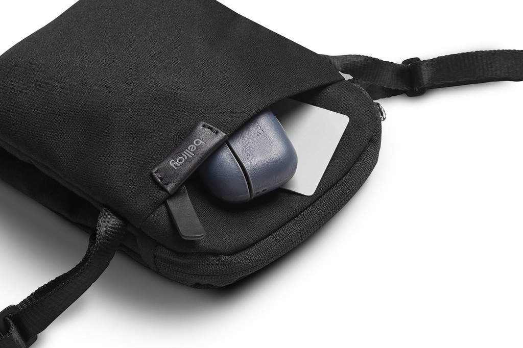 Bellroy | City Pouch / City Pouch ECOPAK™ Edition 防潑水小包 側背包 | 蝦皮購物