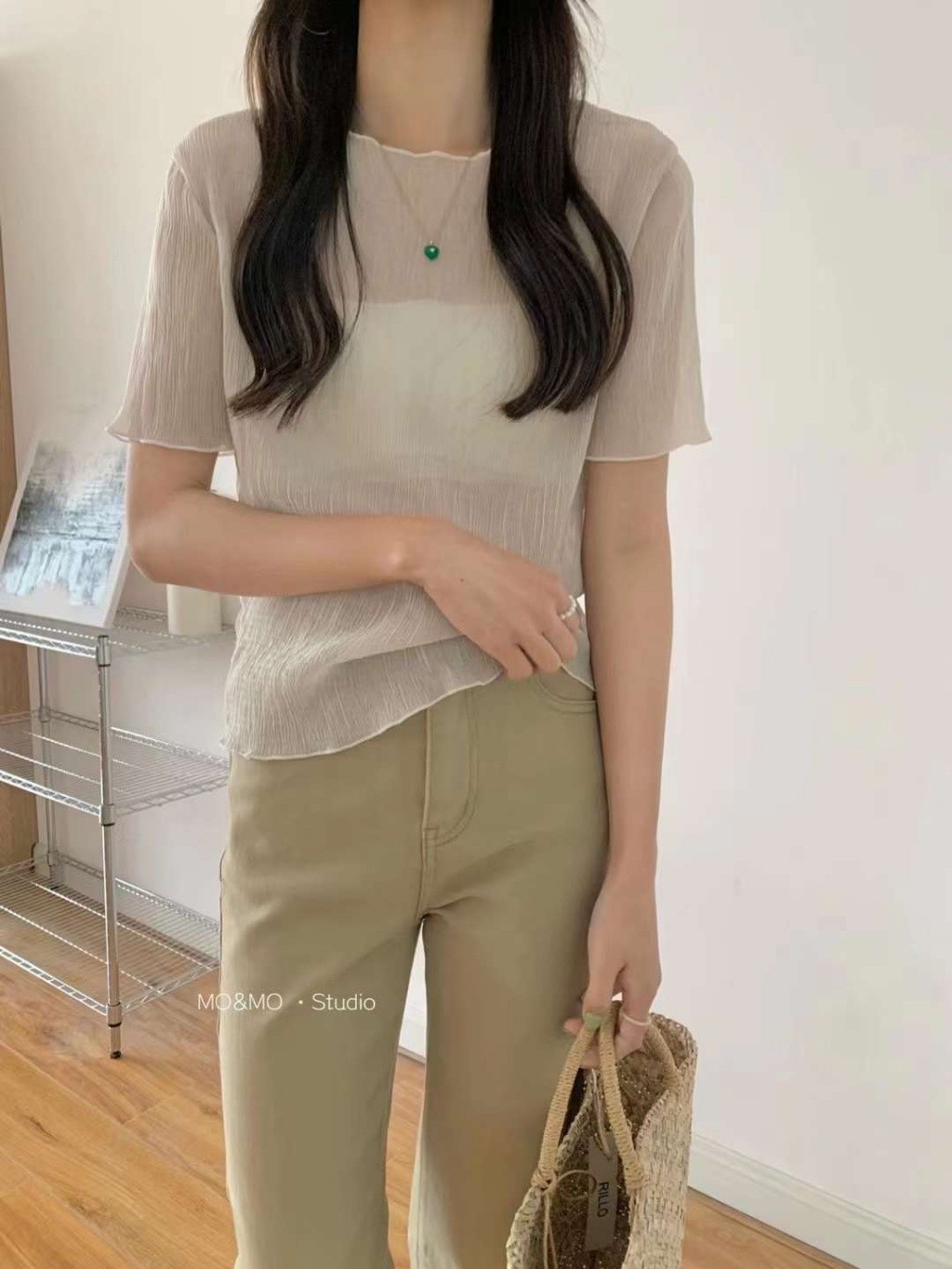 【SiBA Girl】momo-9019 現貨 韓系壓折透膚上衣 內搭 短袖 皺皺 女裝 0B | 蝦皮購物