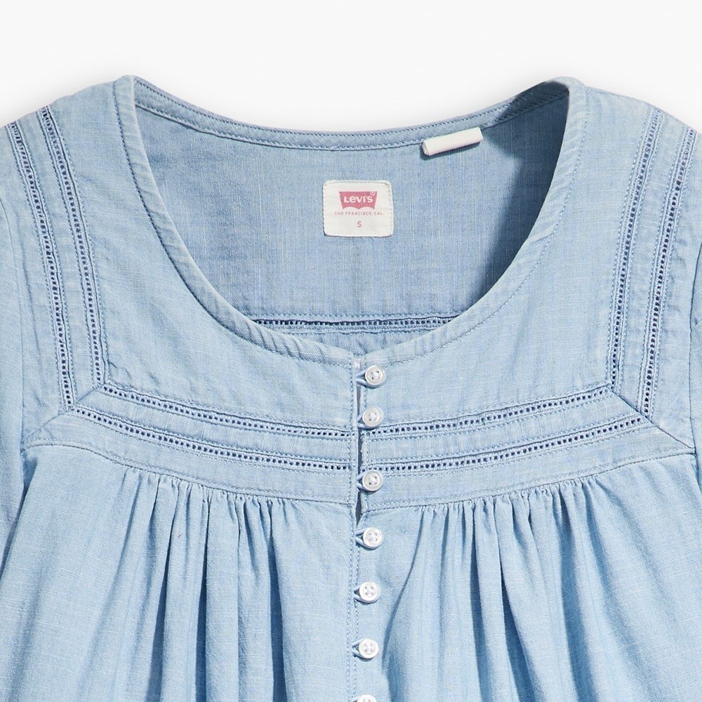 【限時2件折$500｜單件$740】Levis 半開襟圓領襯衫 / 寬鬆抓皺設計 女款 A7617-0001 | 蝦皮購物
