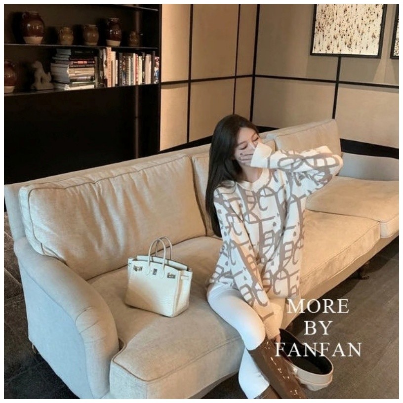 經典英文字針織上衣【005】PAPI 秋冬新款韓系INS修身顯瘦氣質時尚網紅圓領撞色上衣 長版上衣 長袖上衣 針織毛衣女 | 蝦皮購物