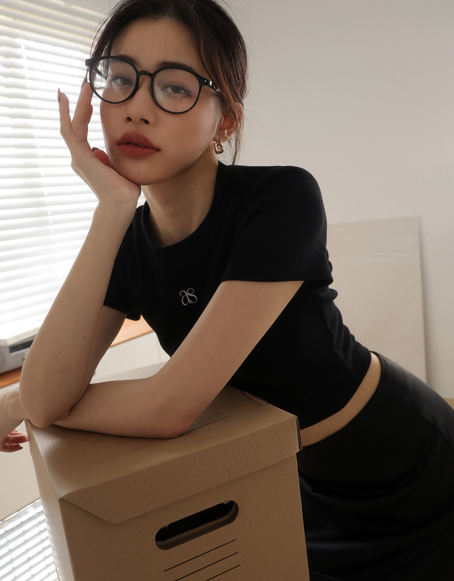 AIR SPACE LADY 品牌LOGO羅紋短版上衣(5色) 女裝 現貨 | 蝦皮購物