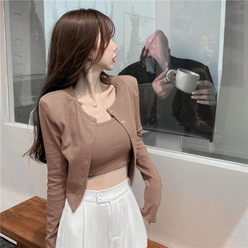 吊帶胸墊開襟兩件套【91371】PAPI女裝批發 秋冬新款韓系INS修身顯瘦氣質辣妹開衫長袖上衣 短版背心 兩件式上衣 | 蝦皮購物