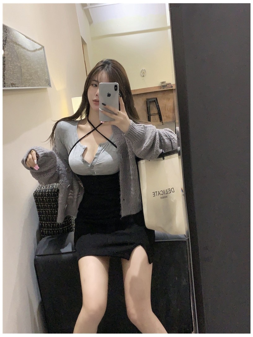 掛脖開叉包臀短洋【3803】PAPI女裝批發價秋冬新款韓系INS修身顯瘦氣質拼接長袖V領高腰吊帶連身洋裝 連身裙連衣裙 | 蝦皮購物