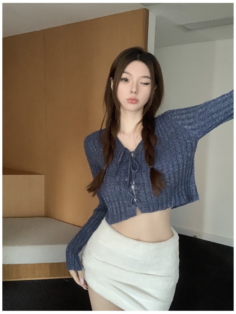 綁繩短版針織上衣【1045】PAPI女裝批發價秋冬新款韓系INS休閒百搭氣質純欲辣妹V領長袖抽繩綁帶上衣 針織衫 | 蝦皮購物