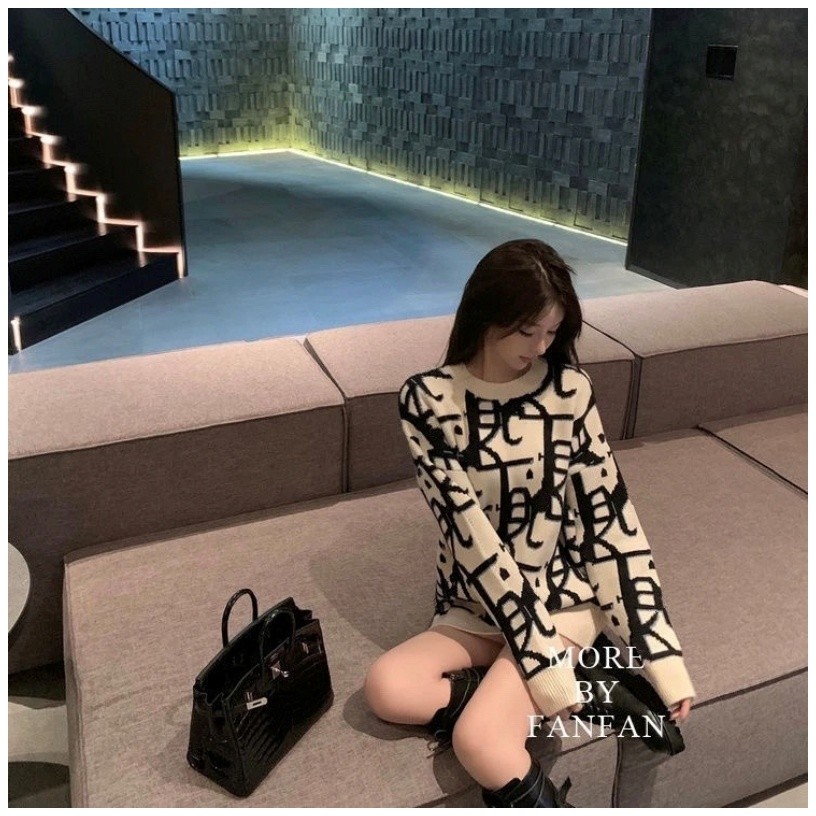 經典英文字針織上衣【005】PAPI 秋冬新款韓系INS修身顯瘦氣質時尚網紅圓領撞色上衣 長版上衣 長袖上衣 針織毛衣女 | 蝦皮購物