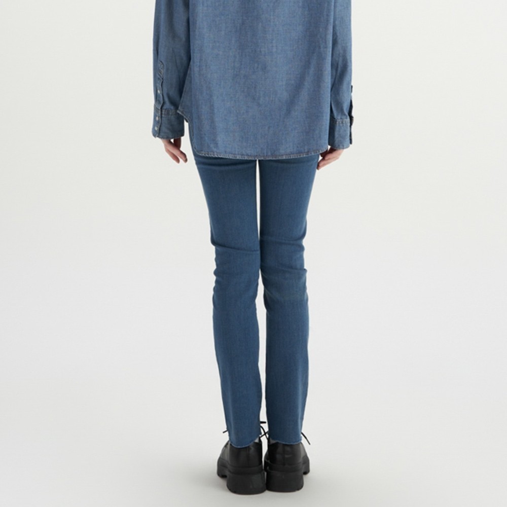 Levis 女款 312 中腰縮腹修身窄管牛仔褲 / 淺藍微破壞加工水洗 / 彈性布料 熱賣單品 19627-0236 | 蝦皮購物