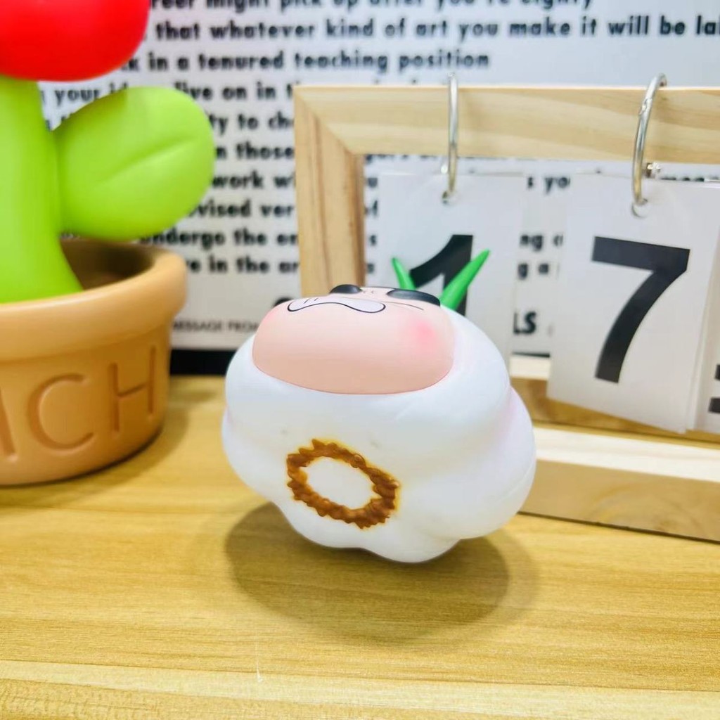 臺灣出貨 蠟筆小新 超大蒜小新 新之助 COS搪膠 公仔 潮玩手辦家居桌麵車載擺件禮物 DQYI | 蝦皮購物