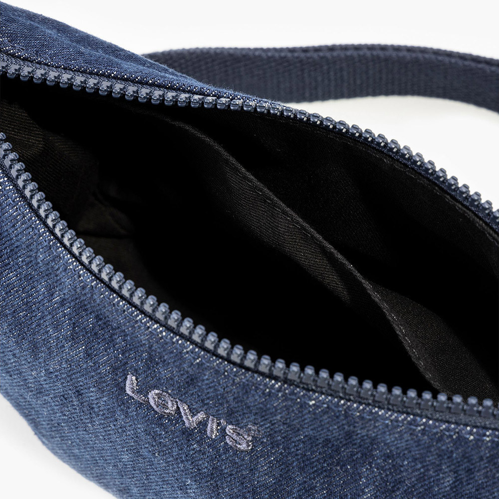 Levi's® 女款斜背包 人氣新品 D7770-0015 | 蝦皮購物