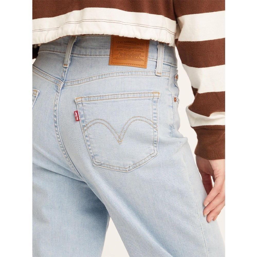 Levis 女款 高腰BOYFRIEND男友褲 / 精工輕藍染水洗 / 及踝款 彈性布料 熱賣單品 85873-0120 | 蝦皮購物