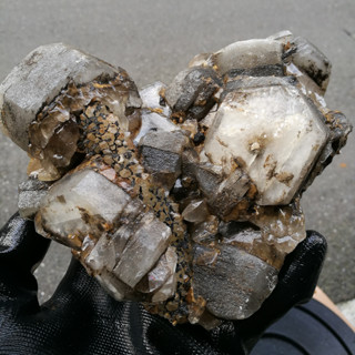 [友克鑫礦業]eb49約重1415g-超大顆粒 熊貓方解石 原礦 六角柱狀方解石 | 蝦皮購物