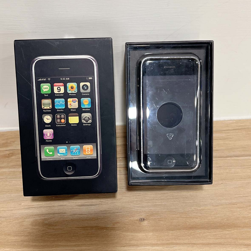 【經典收藏 Apple iphone 2G 第一代 - 8GB】 收藏品 無法開機 | 蝦皮購物