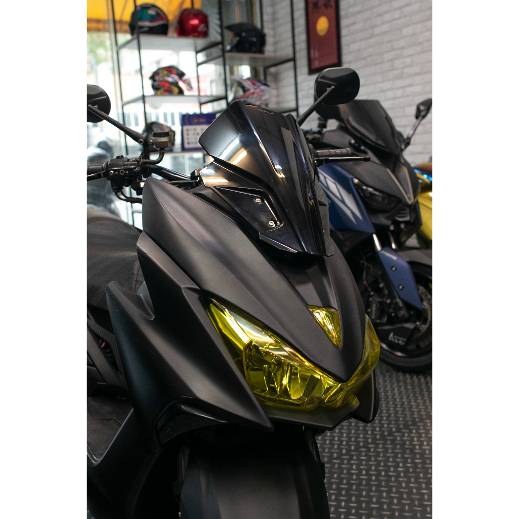 [FORCE155 FORCE 1.0] 中風鏡 中版長度 衝刺風鏡 燻黑 整流罩 質感好 KOSO 風鏡 擋風 空力 | 蝦皮購物