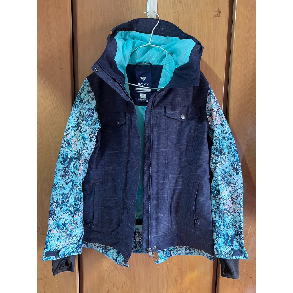 (八折優惠) Roxy DryFlight 10K 雪衣 | 蝦皮購物