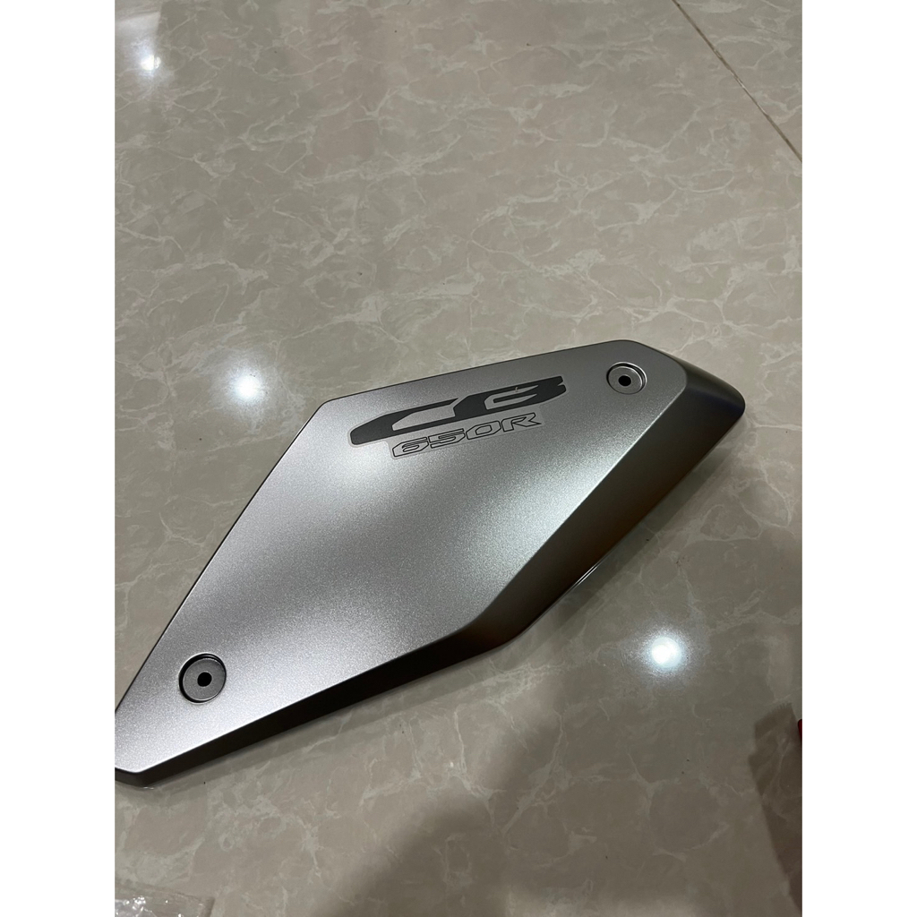 Honda 本田 Cb650r 油箱側護罩上蓋 側蓋 銀色 亮黑色 消光黑 蝦皮購物