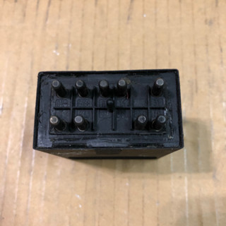 BENZ 賓士 W126 W124 W140 A0025451305 冷氣繼電器 控制盒 冷氣 繼電器 (原廠中古件) | 蝦皮購物
