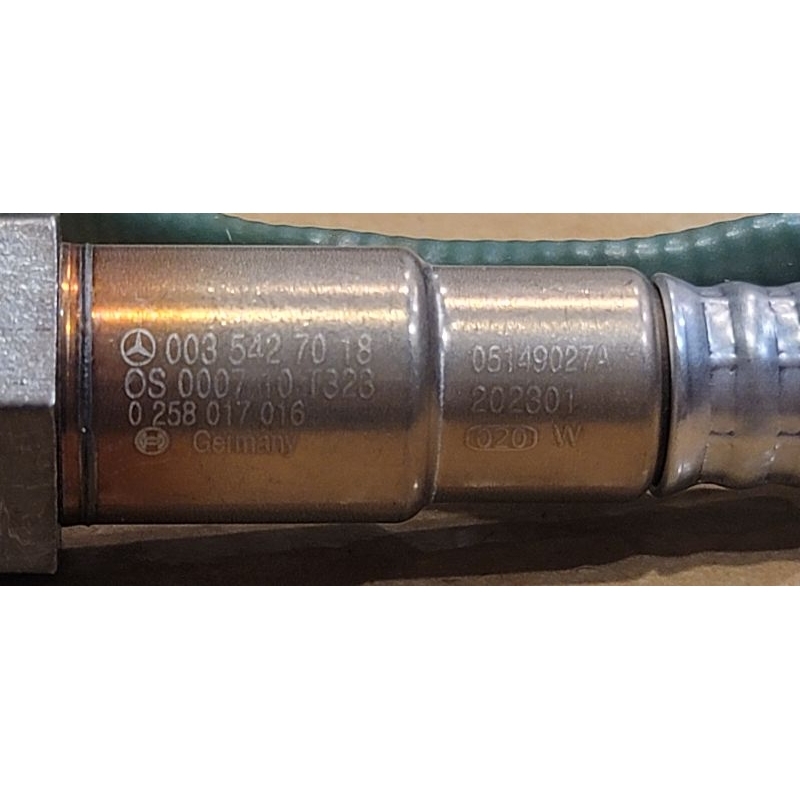 賓士 benz 含氧感知 0035420718 方型接頭 | 蝦皮購物