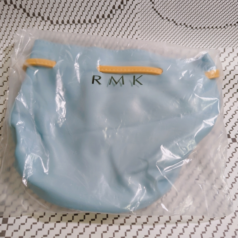 RMK 專櫃圓收納包 全新品(小瑕疵) | 蝦皮購物