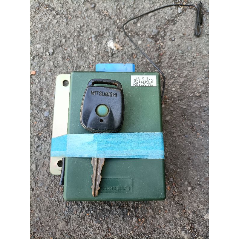 三菱 savrin 原廠鑰匙 遙控器 防盜器 模組 | 蝦皮購物