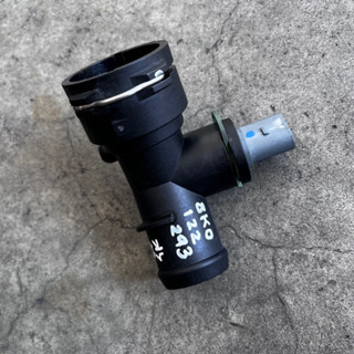 福斯 AUDI Q5 水箱接頭 接頭 水溫感應器 溫度開關 水溫開關 8K0122293AE 水管接頭 放水螺絲 | 蝦皮購物