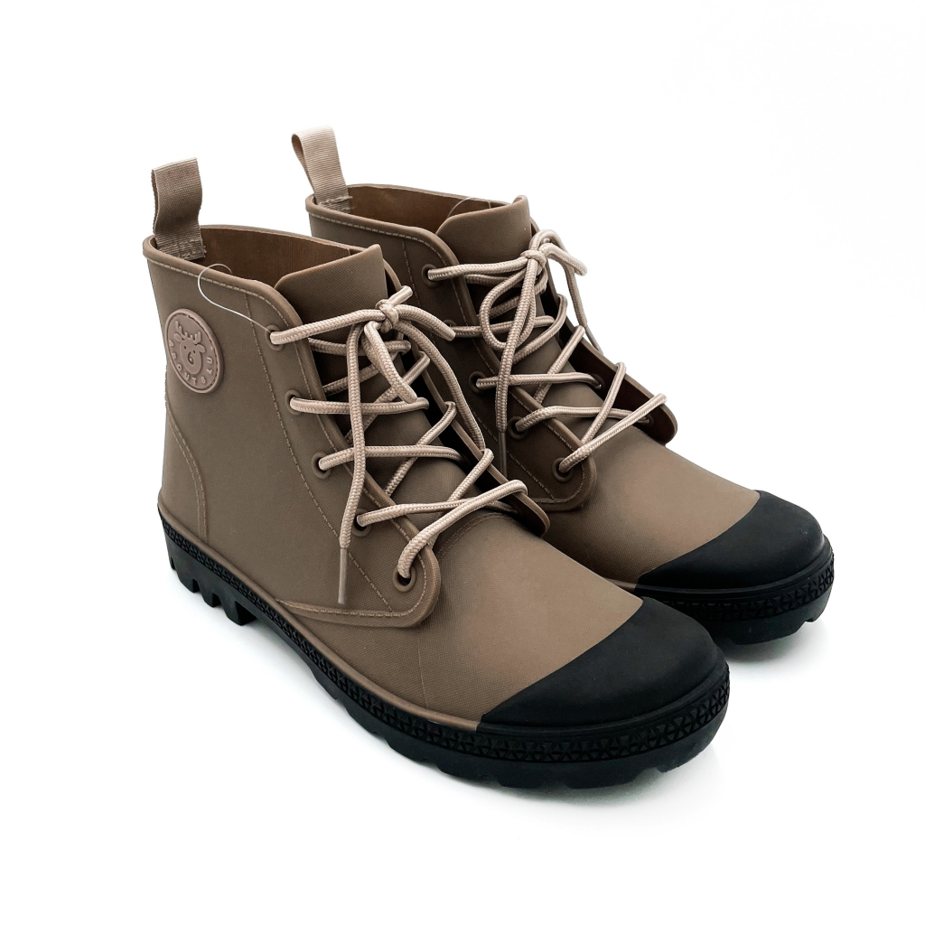 RongFei 出口日本精品時尚中筒雨鞋 雨靴 發票/台灣出貨 TPE 一體成形 防水鞋 防水靴 防水雨靴 防水雨鞋 | 蝦皮購物