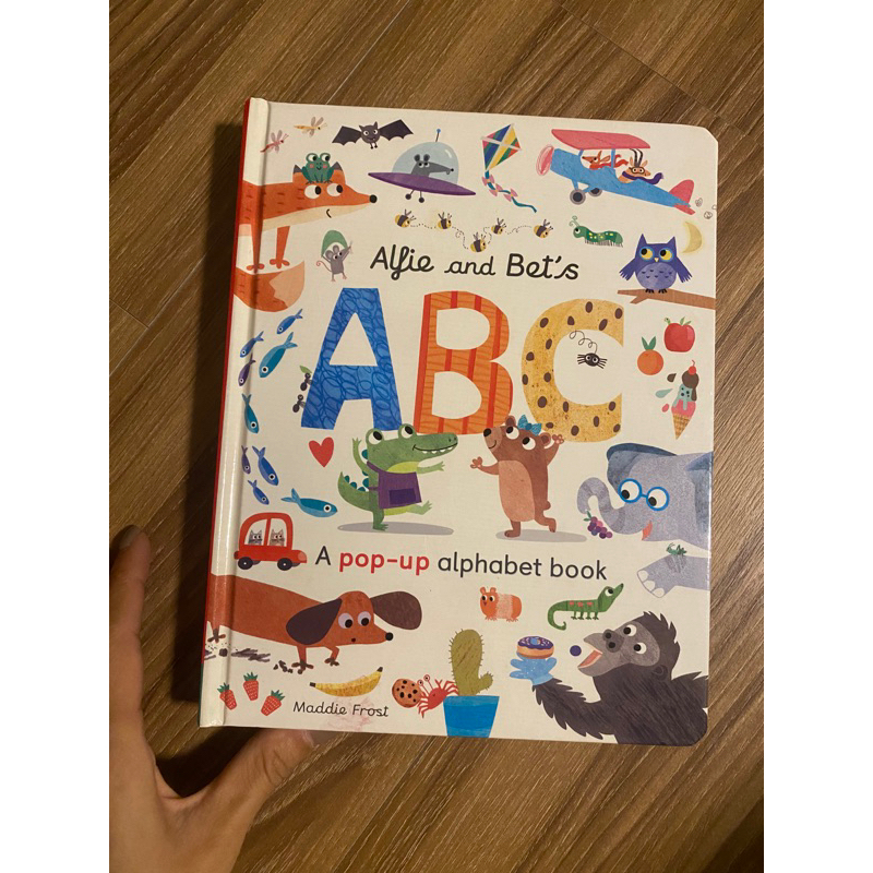 (95成新）Alfie and Bet's ABC：A pop-up alphabet book英文單字書 | 蝦皮購物