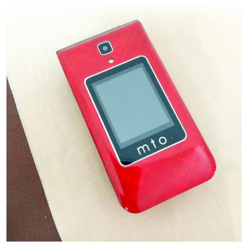 〖二手舊物〗2018年 MTO M68 格紋亮紅 老人手機 摺疊手機（故障） | 蝦皮購物