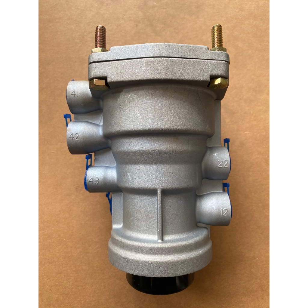 SCANIA DAF VOLVO FUSO ISUZU 尾車繼動閥-六孔 AC597A | 蝦皮購物