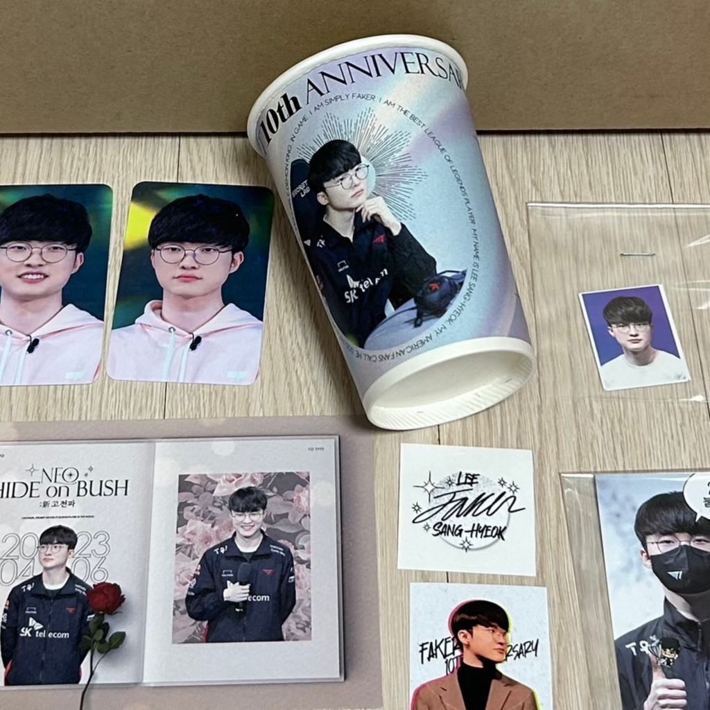 英雄聯盟 LCK 周邊商品 SKT T1 Faker 10周年 周邊 限量商品 | 蝦皮購物