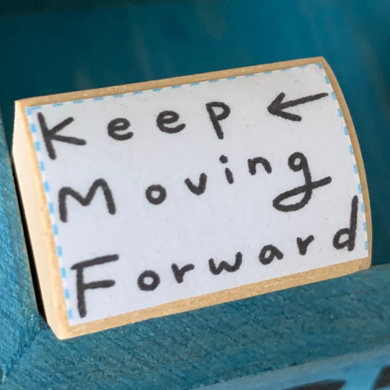 Book思議。keep moving forward|糰糰美美奇奇｜火車 | 蝦皮購物