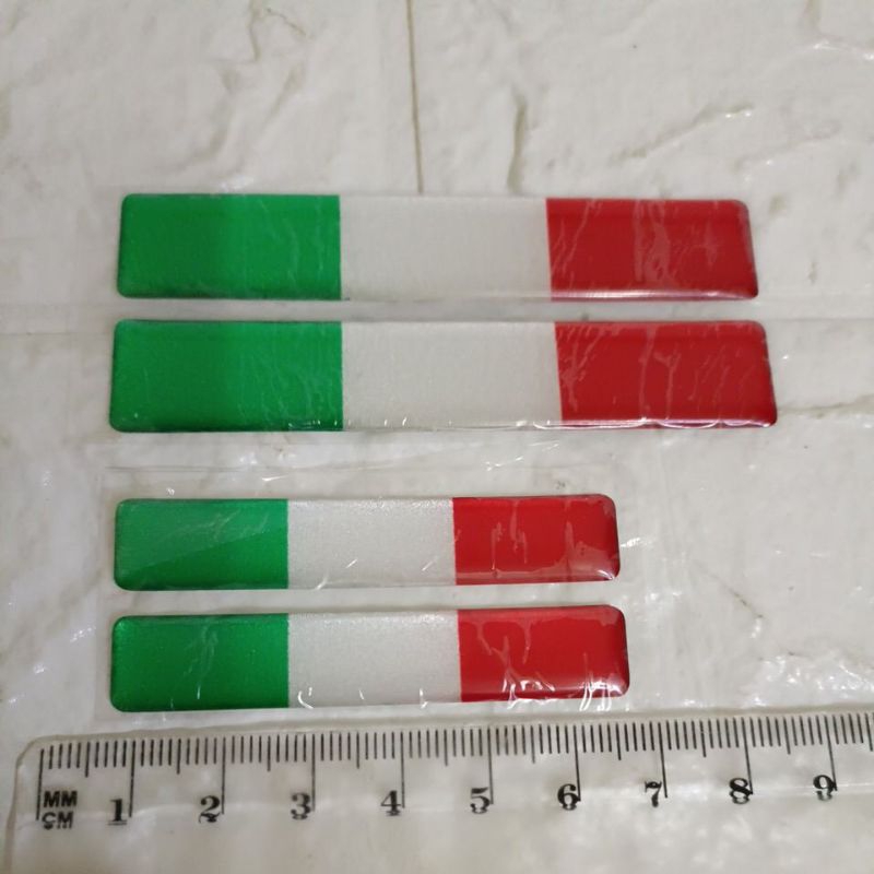 全新 現貨 義大利 滴膠 標誌 反光 車用 貼紙 機車 銘牌 汽車 裝飾 安全帽 車貼 強力 背膠 改裝 diy 車標貼 | 蝦皮購物