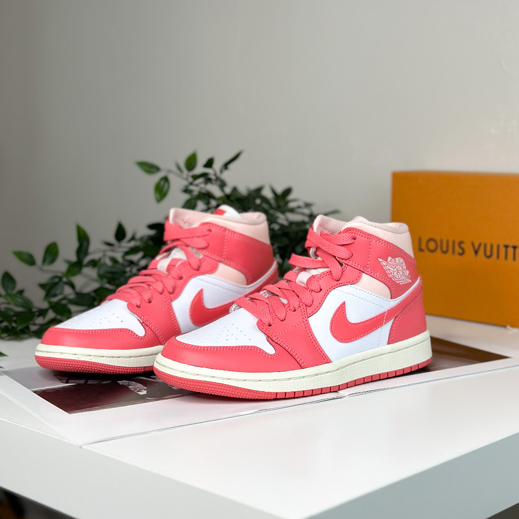 【Asper】Jordan 1 Mid Strawberries And Cream 草莓奶油 女 BQ6472-186 | 蝦皮購物