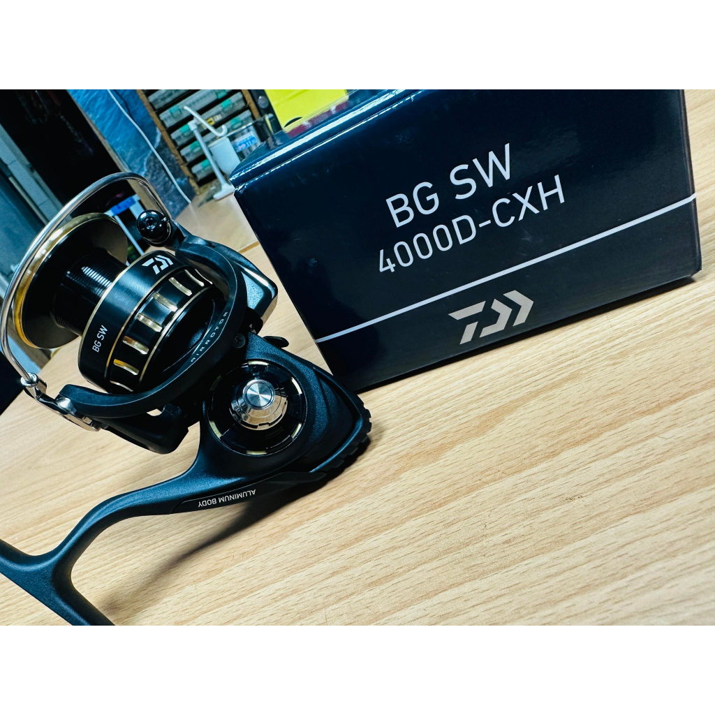漁夫釣具 DAIWA 23年新款 BG SW 4000D-CXH 大物捲線器 海釣場 小搞搞 紡車捲線器 | 蝦皮購物