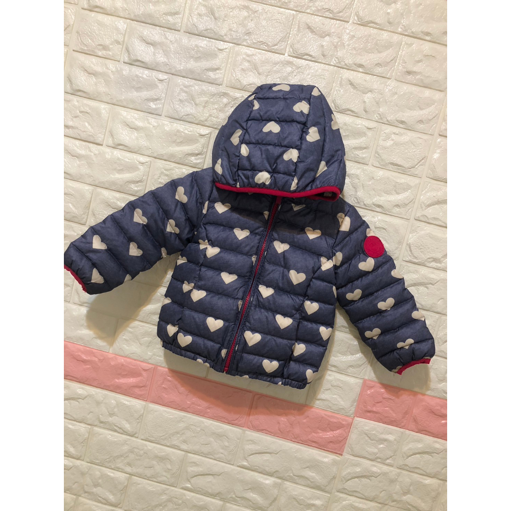 2手-日本購入 baby gap 愛心滿版 保暖 連帽外套(尺寸2y) | 蝦皮購物