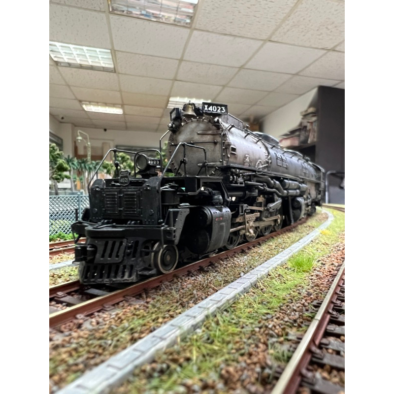 鐵道模型 TRIX 22599 HO BiG BOY 4-8-8-4 ビッグ ボイェ聯合太平洋蒸氣火車 上色 舊化 | 蝦皮購物
