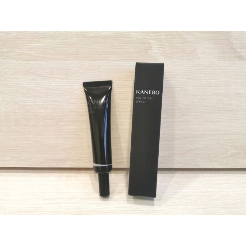 (5瓶只要150元) KANEBO 佳麗寶 隱形水膜日間庇護精華凝乳5g (補水防曬妝前乳) 大K | 蝦皮購物
