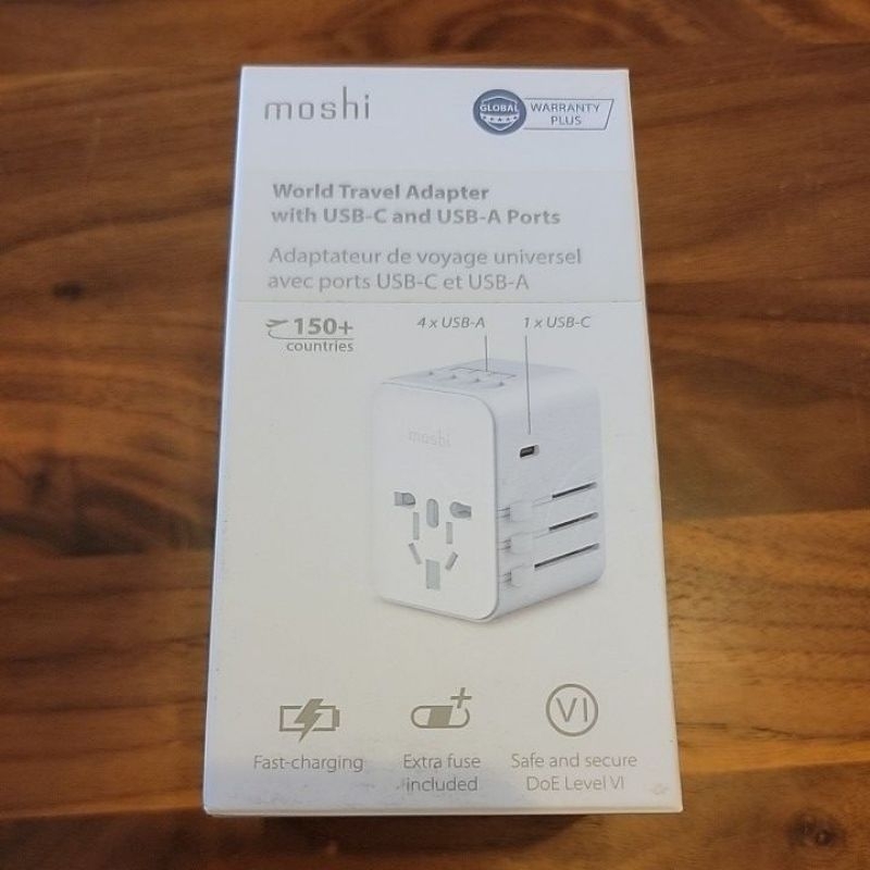 [全新現貨, 特價優惠] Moshi 4 USB+USB-C 旅行用萬國轉接器 法雅客公司貨 | 蝦皮購物