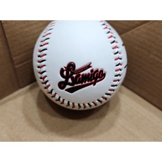 限定買家購買，中華職棒 CPBL Lamigo 王柏融 親筆簽名球 | 蝦皮購物
