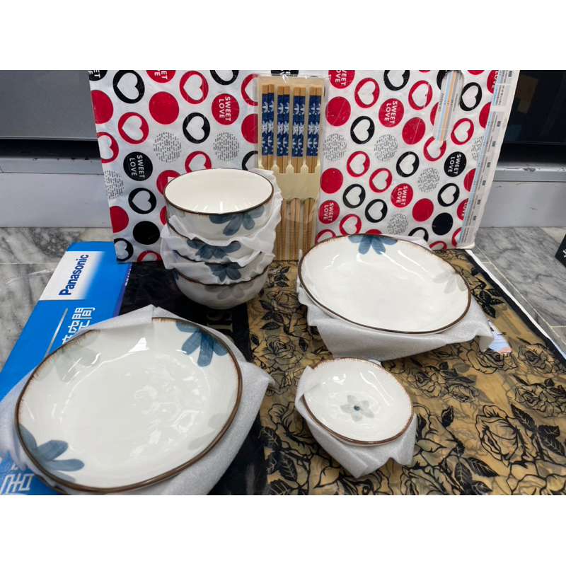 威宏電器有限公司 - 日式墨藍14件餐具組 SP-2310 餐盤 碗公 | 蝦皮購物