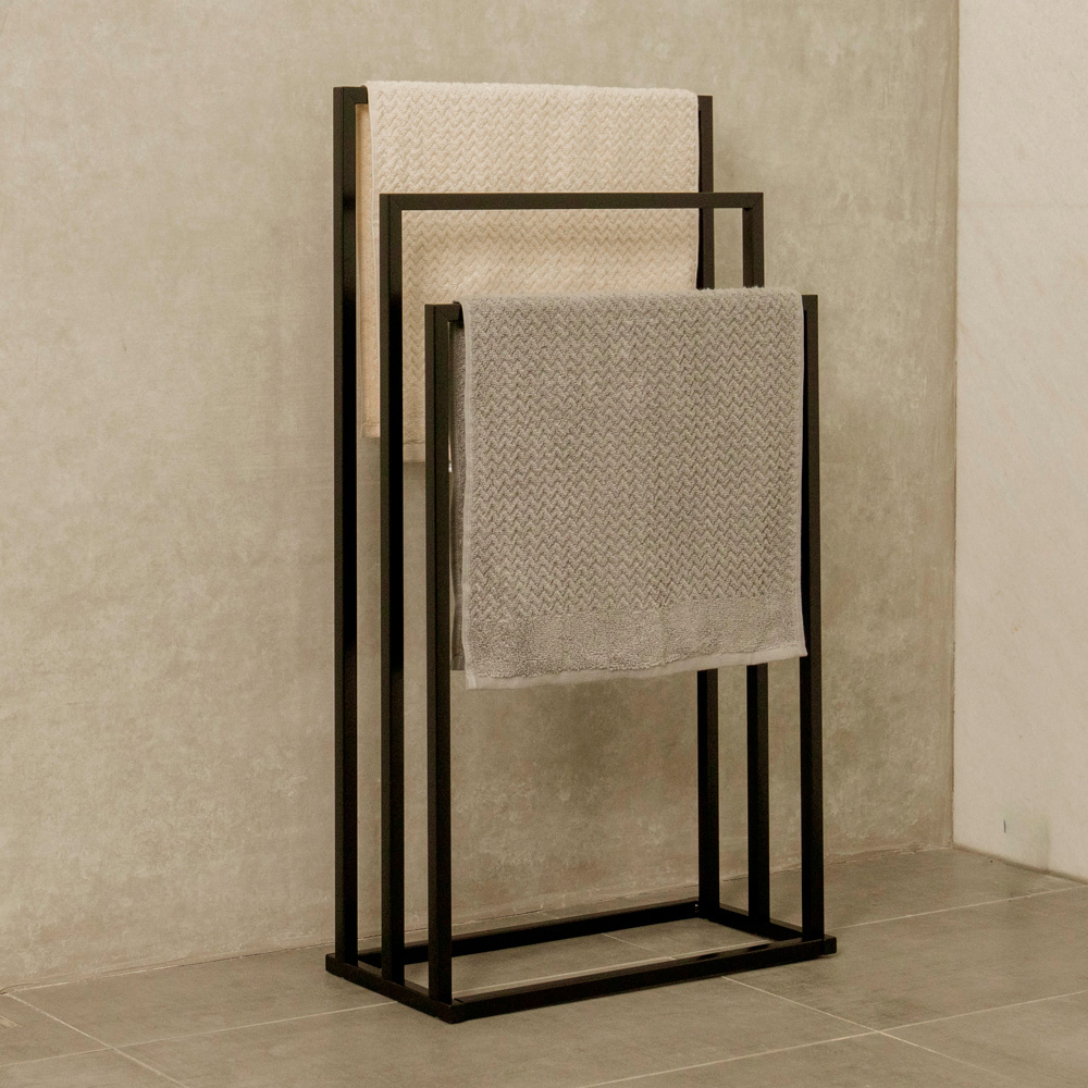 【ikloo】無印質感三桿毛巾架 浴巾架 掛架 | 蝦皮購物